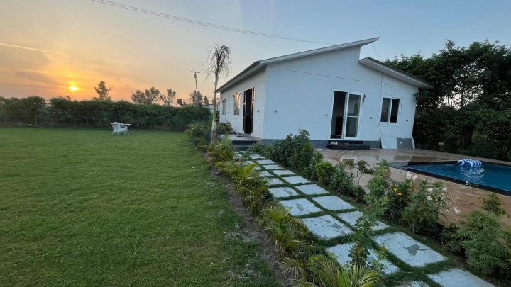 Vijay Laxmi Farm House - Noida