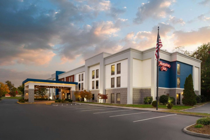 Hampton Inn Roanoke/hollins - I-81 - Roanoke, VA