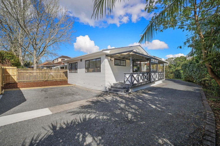 Three Bedroom New Windsor - Auckland