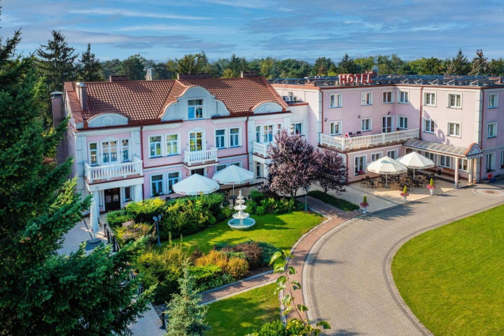 Anin Park Hotel - Warsaw