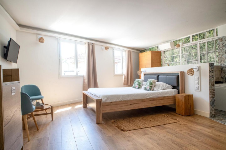 Suite Cotinga, Balneo, Bien-être, Parc Des Oiseaux - Pérouges