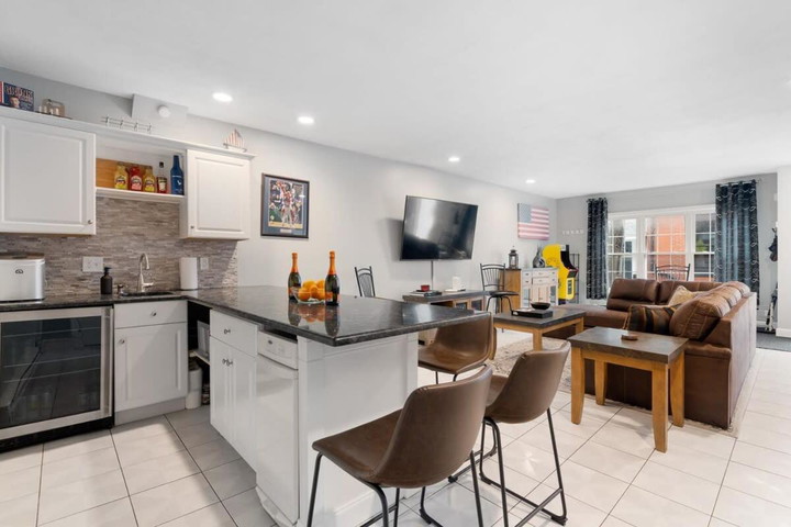 Heart Of Southie - Hot Tub + Walk To Top Bars - Beacon Hill - Boston
