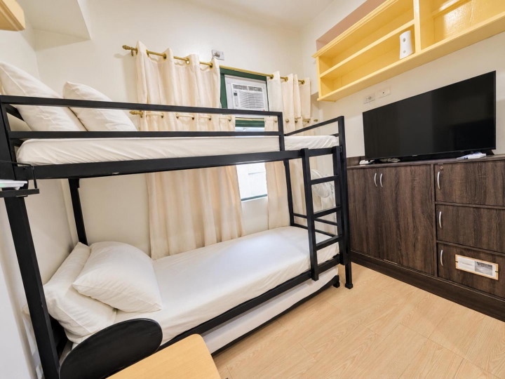 Studio Unit At The Center Of Alabang - Muntinlupa