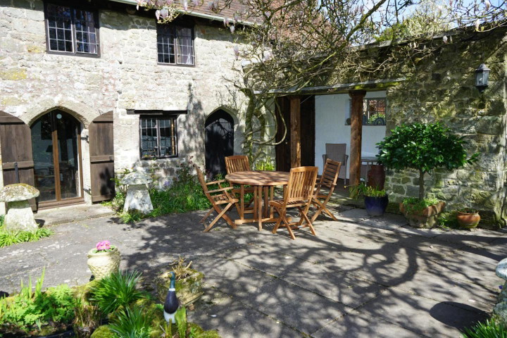 Character 2 Double Bedroom Cottage In Shaftesbury - Dorset