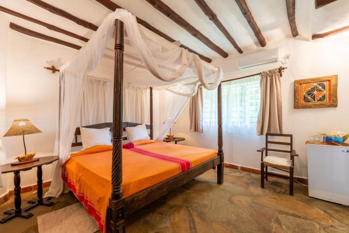 Diani Marine Divers Village - Diani Beach