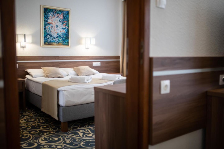 Hotel ÁRpád - Tatabánya