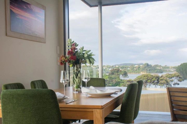 Rangatahi Retreat - Superior Stays - ラグラン
