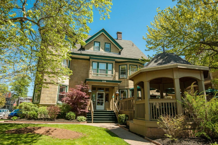 Dundee Arms Inn - Charlottetown