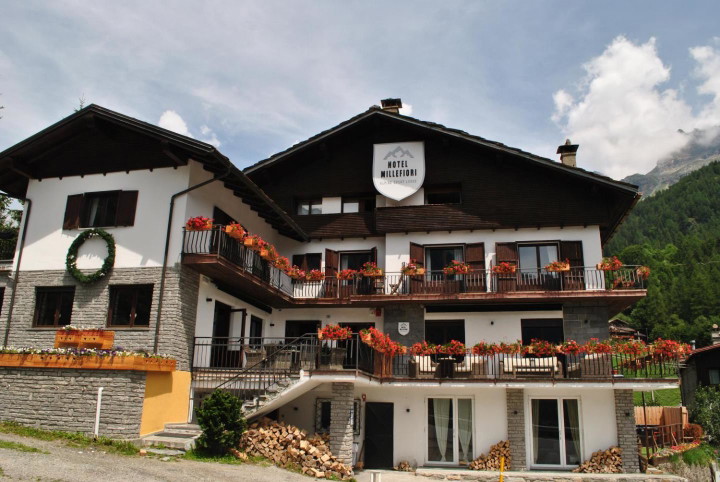 Hotell Millefiori- Alpine Event Lodge - Torgnon