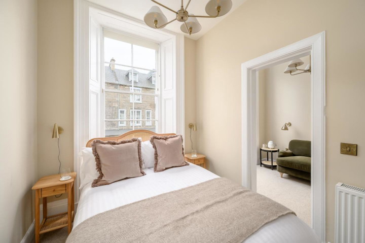 The Kingsview Townhouse - Boutique Hostel - Edinburgh