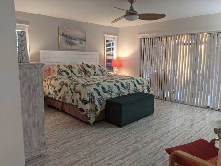 Lux Villas On Beautiful Palmer Ranch - Florida
