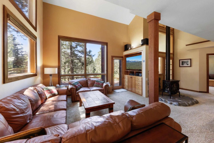 Kitzbuhel Paradise Sleeps 8 - Truckee, CA