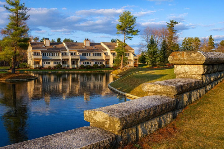 The Ponds At Foxhollow - Monterey, MA