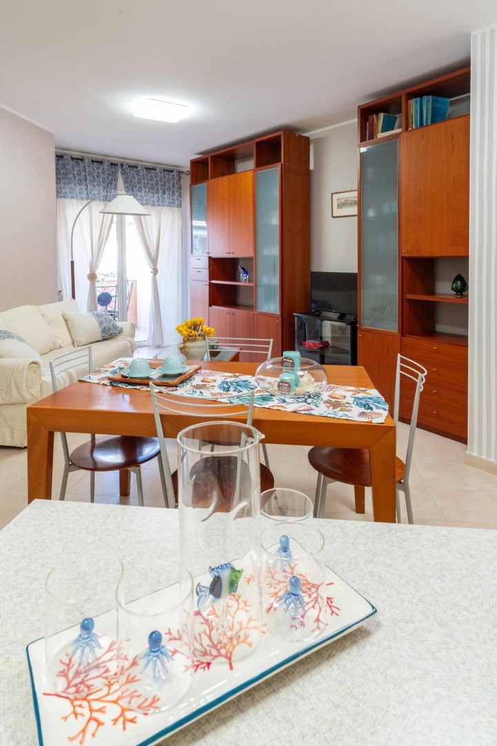 Chantal's House Apartament - Latina