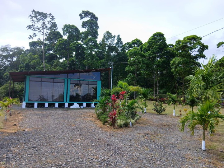 Tropical Crystal House - Costa Rica