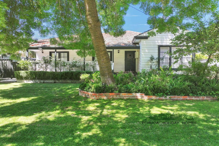 Home At Haverfield - Echuca Holiday Homes - Echuca