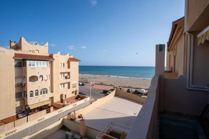 Trendyhomes Retamar - Vistas Al Mar, Playa A 1 Min, Golf - Almería