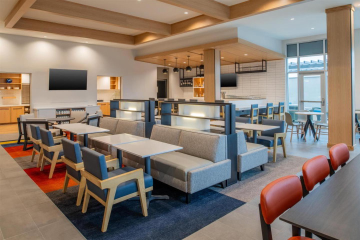 Hyatt House Fresno/campus Pointe - アメリカ フレズノ, CA