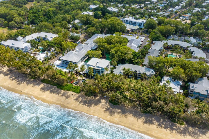Belle Escapes Beachview Suite 1304 Drift Beachfront Resort - Cairns