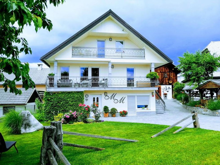 Barn House Mm - Bled