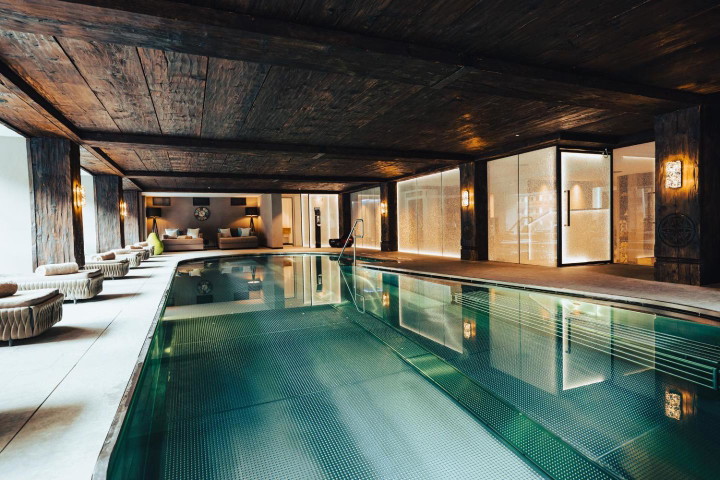 Schweizerhof Zermatt - A Small Luxury Hotel - Täsch