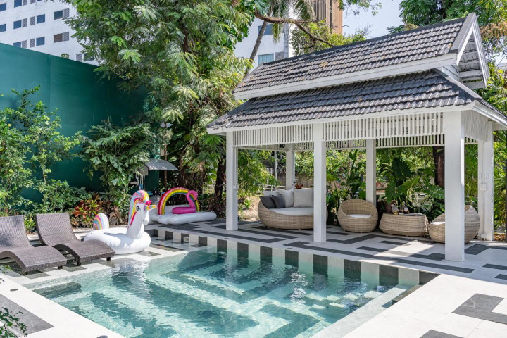 Cleopatra Pool Villa I Prime Location - Near The Famous Night Bazzar, 5 Minutes From The Old City I Daily Housekeeping - Chiang Mai, Thailand
