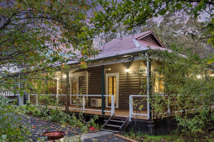 Serenity House Pemberton Cottage & Wellness Spa - Pemberton