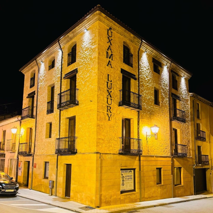 Apartamentos Uxama Luxury Epona - Junto A La Plaza Mayor Con Ascensor - Burgo de Osma