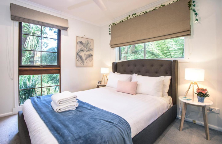 Cosy, Central Olinda Camellia Cottage - Melbourne