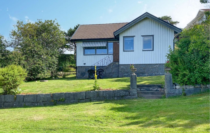 Amazing Home In Västra Frölunda - Gothenburg