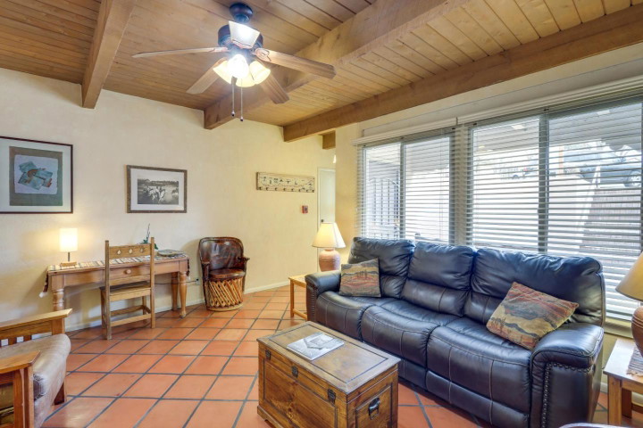 Cozy Southwest Style Santa Fe Condo! - Santa Fe, NM