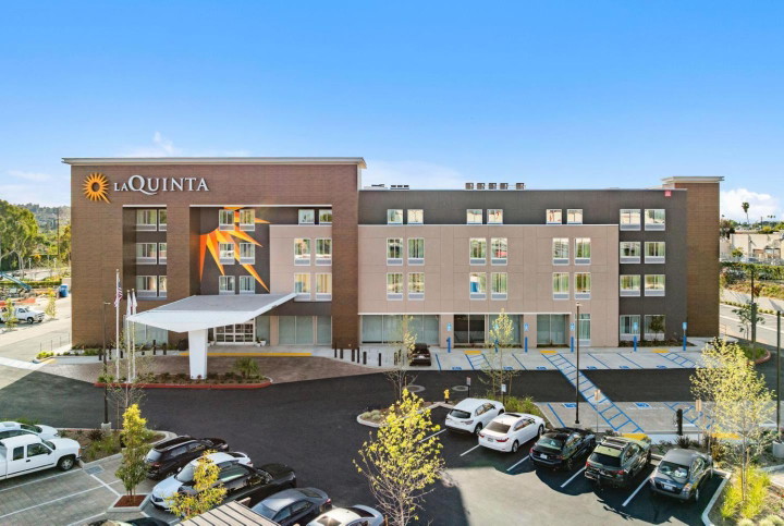 La Quinta Inn & Suites By Wyndham La Habra - Brea, CA