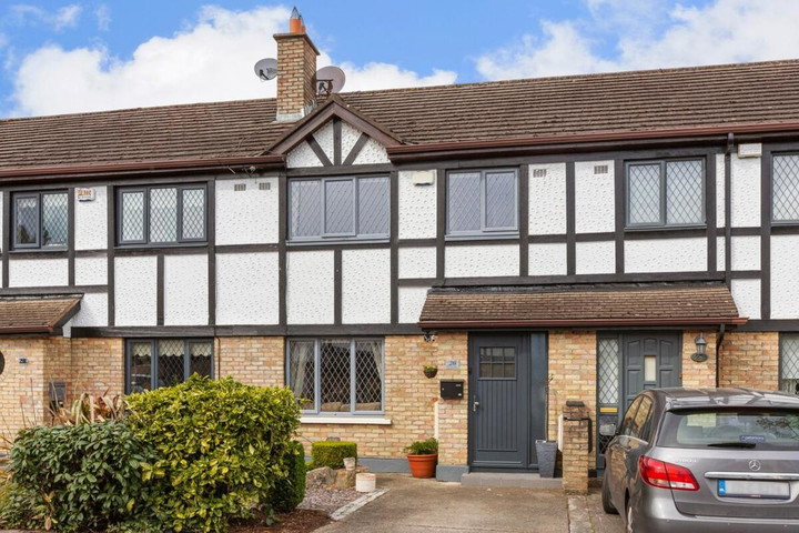 Elegant 3br Home With Garden And Parking - Dublin