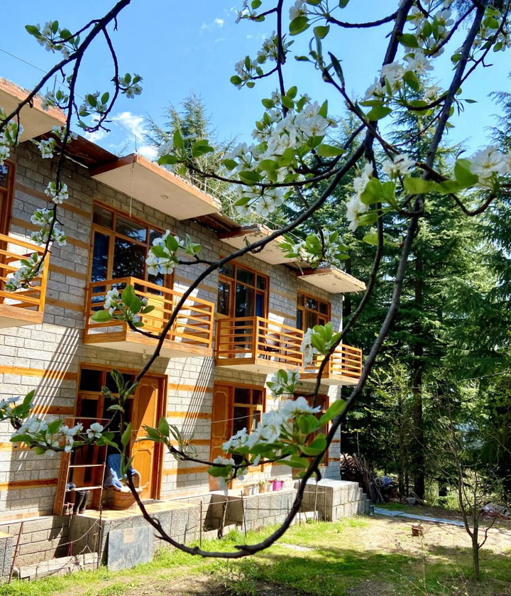 Getaway Stays Manali - Manali