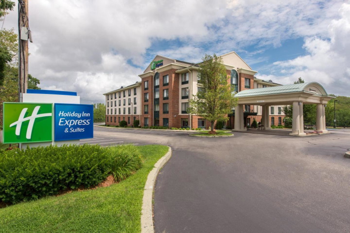 Holiday Inn Express Hotel & Suites Auburn By Ihg - Worcester, MA