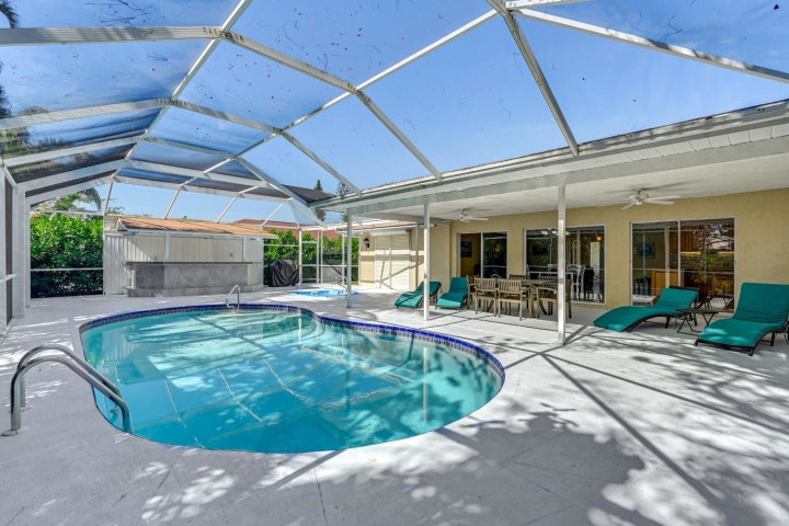 Hot Tub & Outdoor Pool: Bonita Springs Getaway! - Bonita Springs, FL