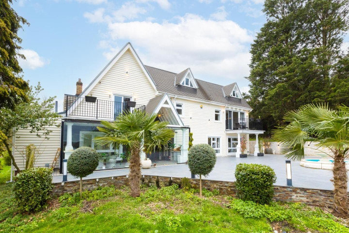 Bluebell House - Hertfordshire