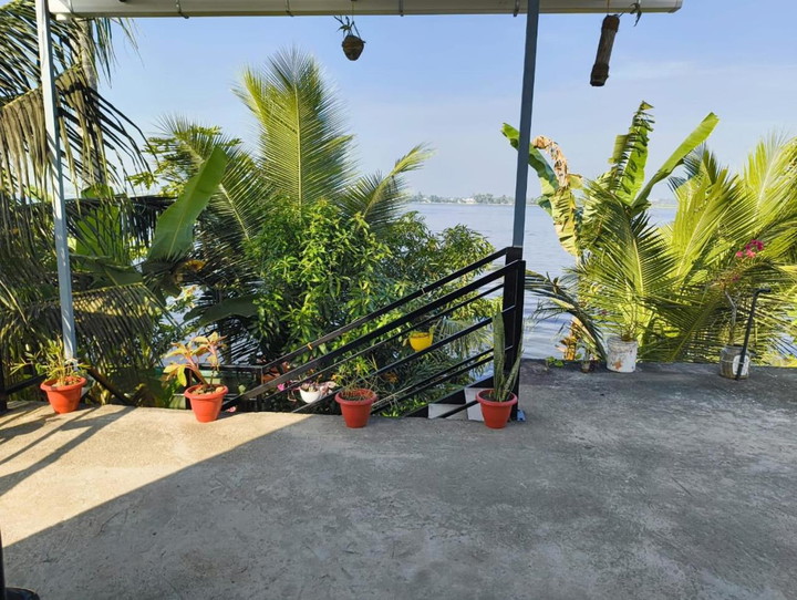 Kathoo's Lakeview Homestay - Alappuzha