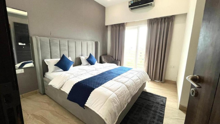 Perfect Retreat-modern Comfort Meets Divine Peace - Vrindavan