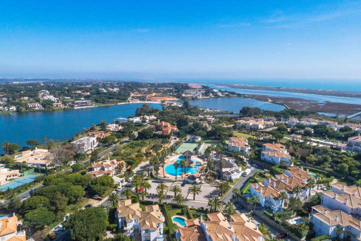 Encosta Do Lago Resort Club - Albufeira