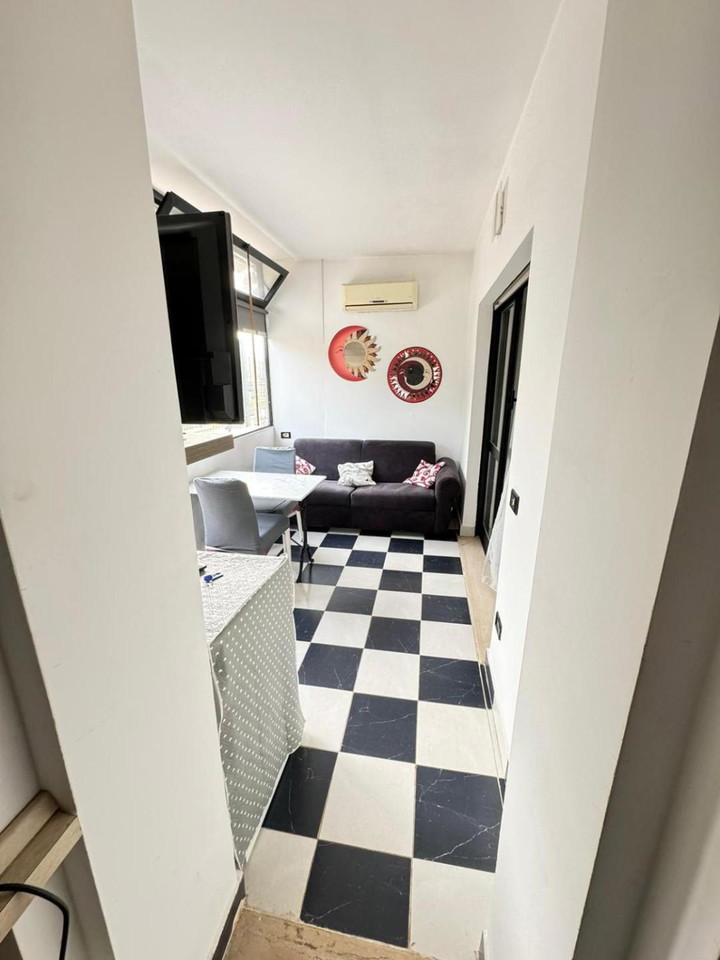 Grazioso&collegatissimo Con Terrazzo Casello Autostradale Frosinone - Frosinone