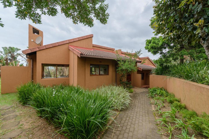 San Lameer Villa 12407 - 2 Bedroom Standard - 4 Pax - San Lameer Rental Agency - Port Edward