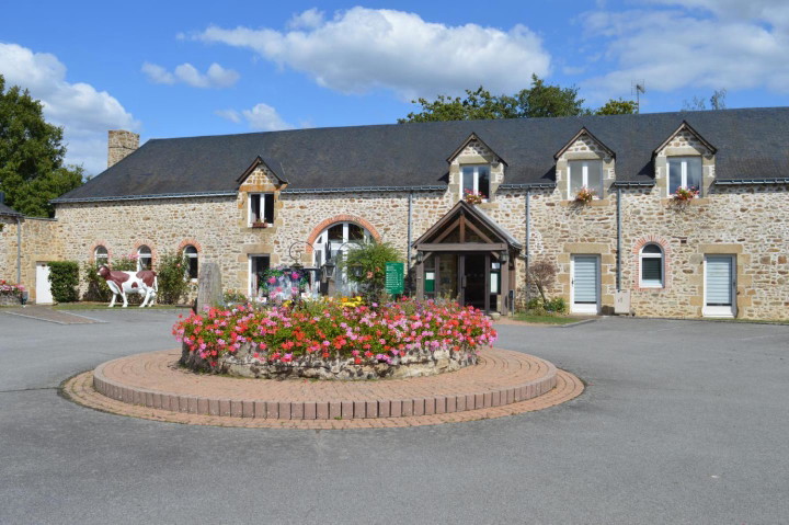 Logis Hôtel Restaurant Relais Du Gué De Selle - Mayenne