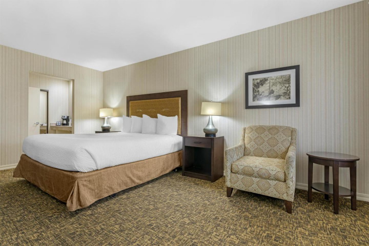 Best Western Plus Big America - Santa María, CA