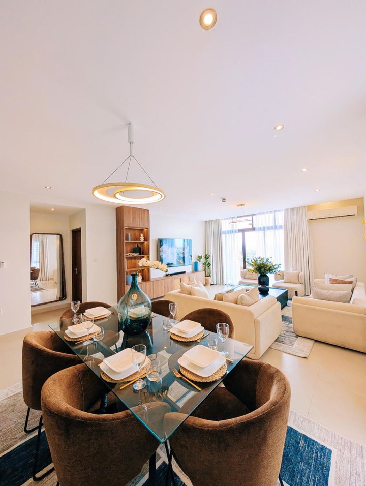 The Crane Homes-pool, Gym And Private Balcony - Dar es Salaam