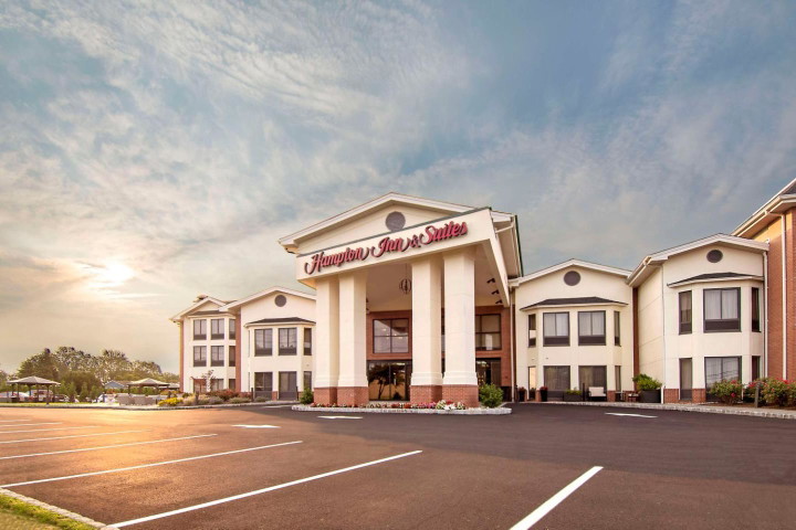 Hampton Inn & Suites Fairfield - Clifton, NJ