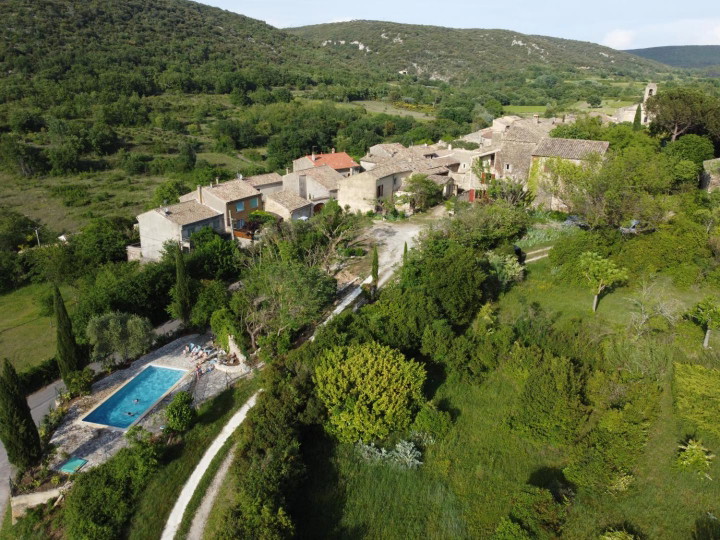 Gîtes Du Clos Cèze Art - Goudargues