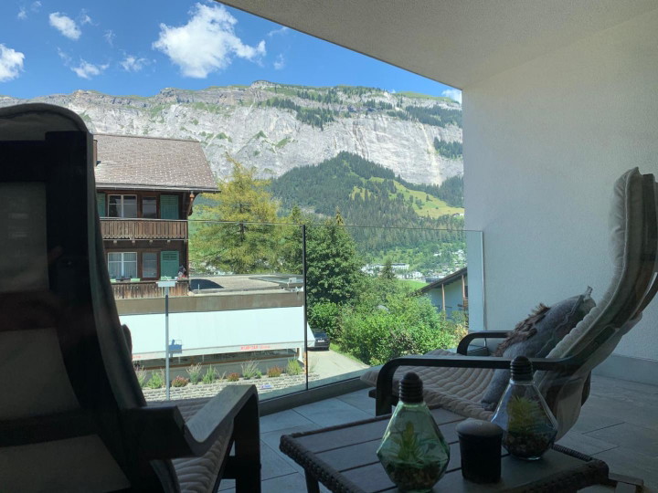 Montanas - Luxuswohnung Mit Kamin - Nahe Caumasee & Talstation - Laax