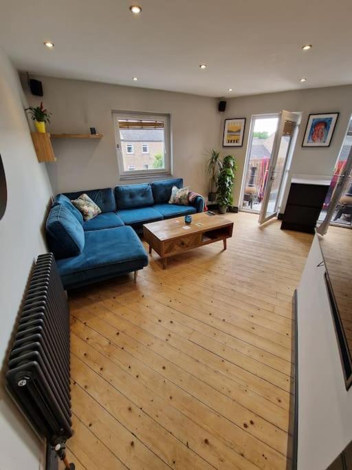 Beach Front Apartment - Edinburgh