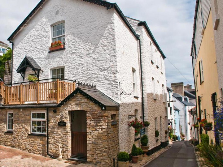Courtyard House - Brixham